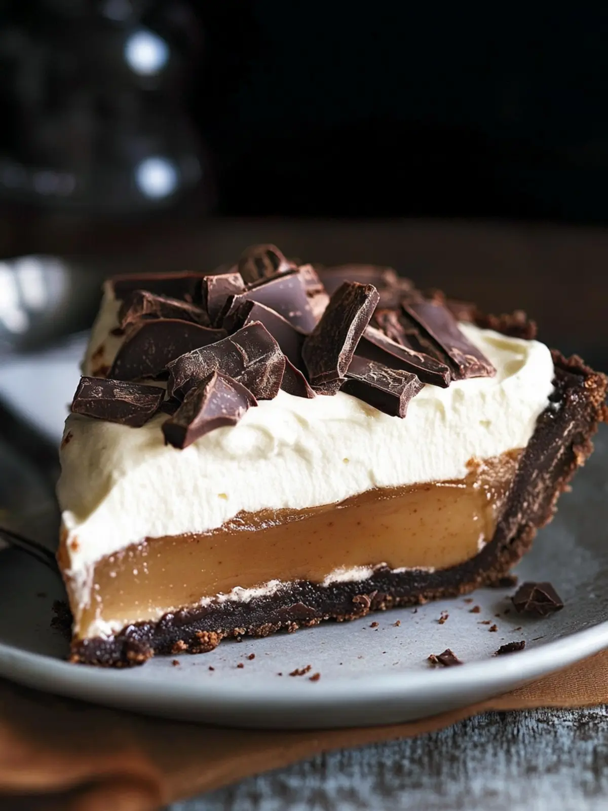 Irresistible No-Bake Chocolate Caramel Cream Pie Bliss – Sandra Recipes